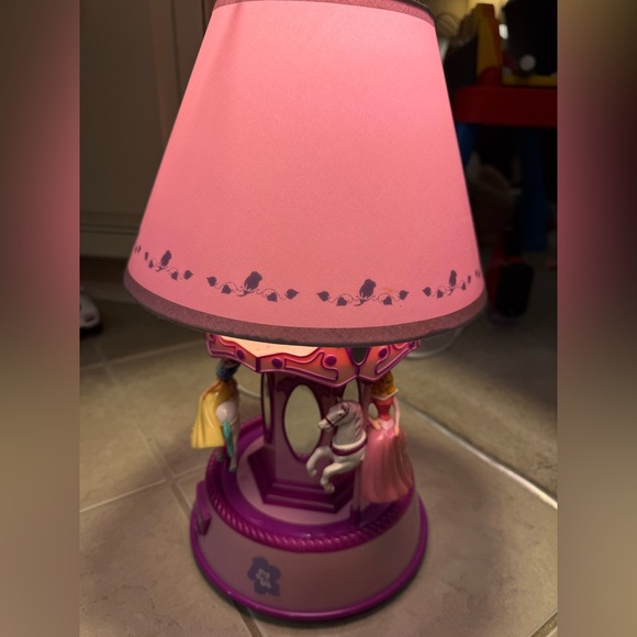 Disney | Other | Disney Princess Carousel Lamp Merry Go Round Musical ...